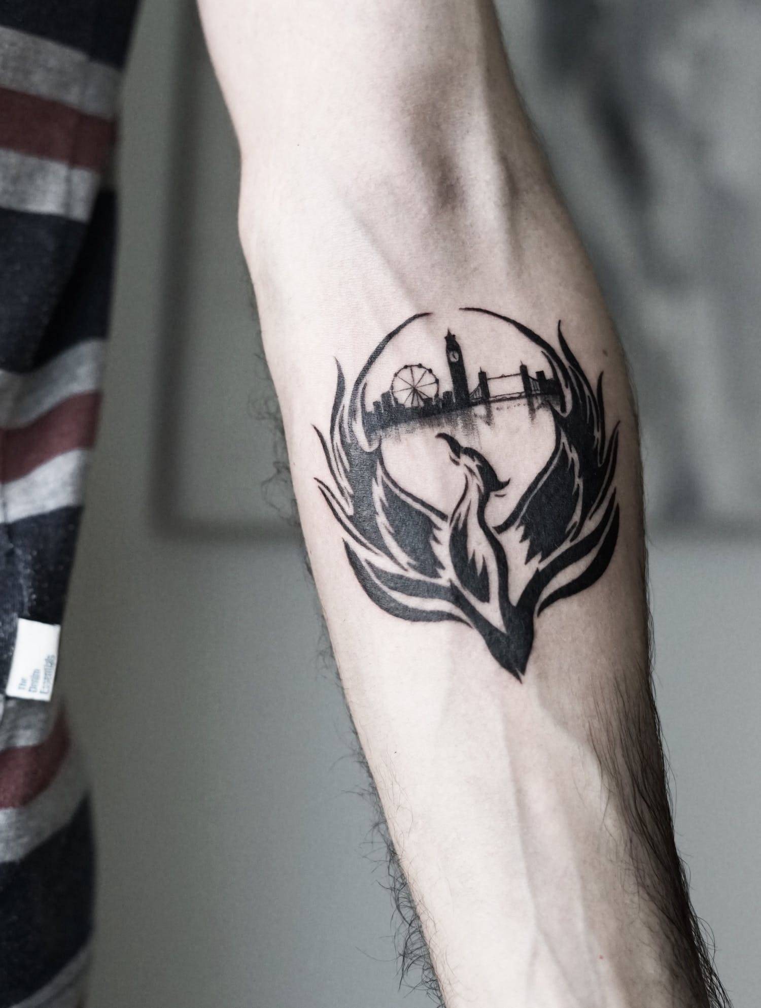 London Inspired Tattoos and Where to Get Them + Pro Tips! - Colorli.com