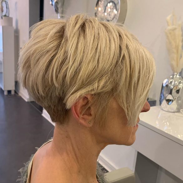 Pixie Haircut for Women over 40 - Styles and Inspiration - Colorli.com